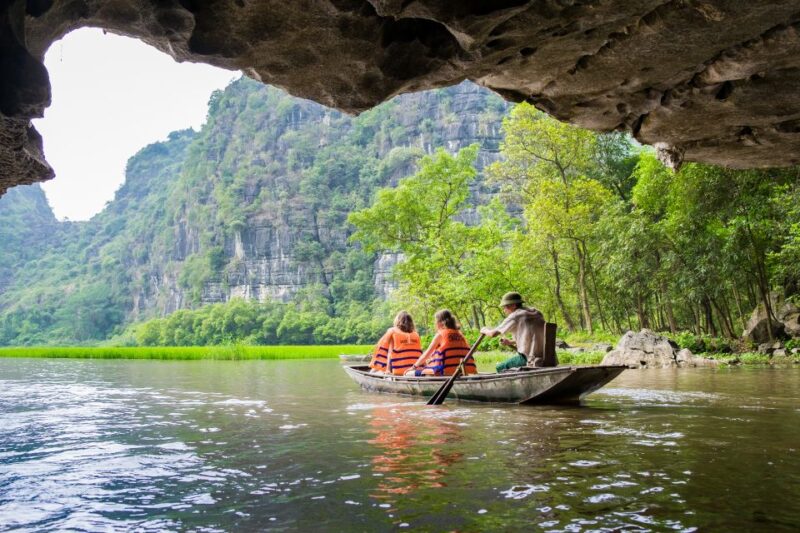From Hanoi: Hoa Lu & Tam Coc with Buffet lunch & Cycling - FAQs