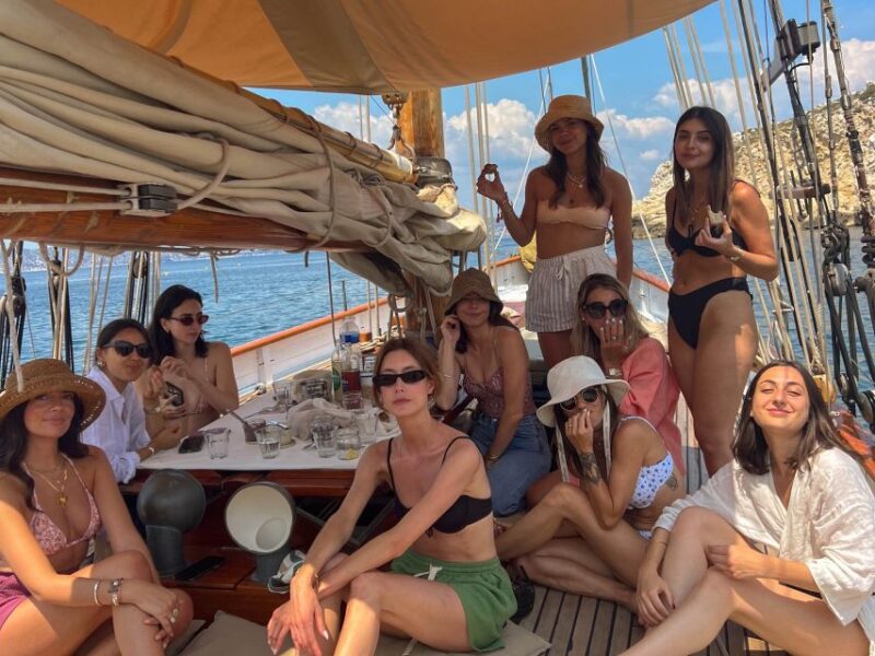 Marseille: Sailing Day Cruise with Lunch - FAQ