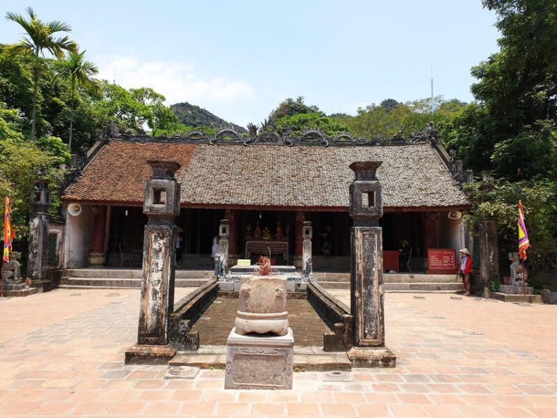 Ninh Binh Day Trip: Hoa Lu - Trang An - Mua Cave - Who Should Consider This Tour?