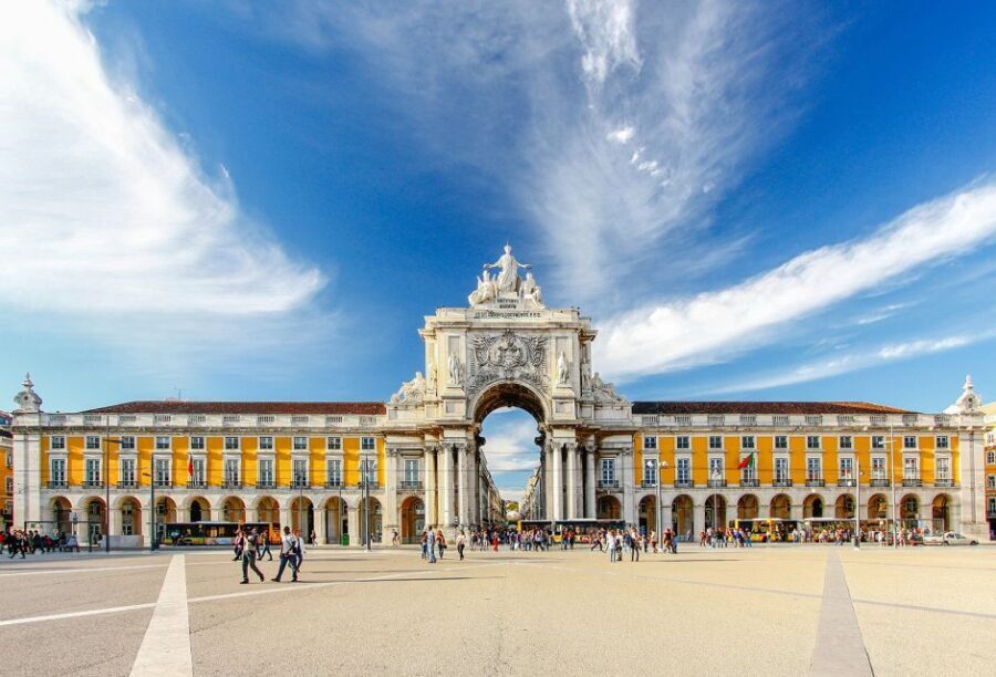 A Morning Exploration: A 1.5-Hour Private Tour of Lisbon - What’s Included and Practical Details