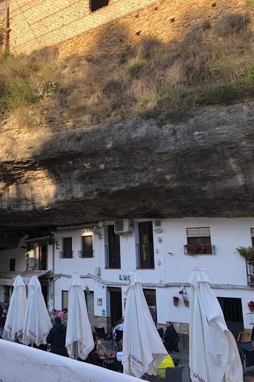 ab Mijas: Private VIP-Tour Ronda und Setenil de las Bodegas - Setenil de las Bodegas: The Village Built Into the Rocks