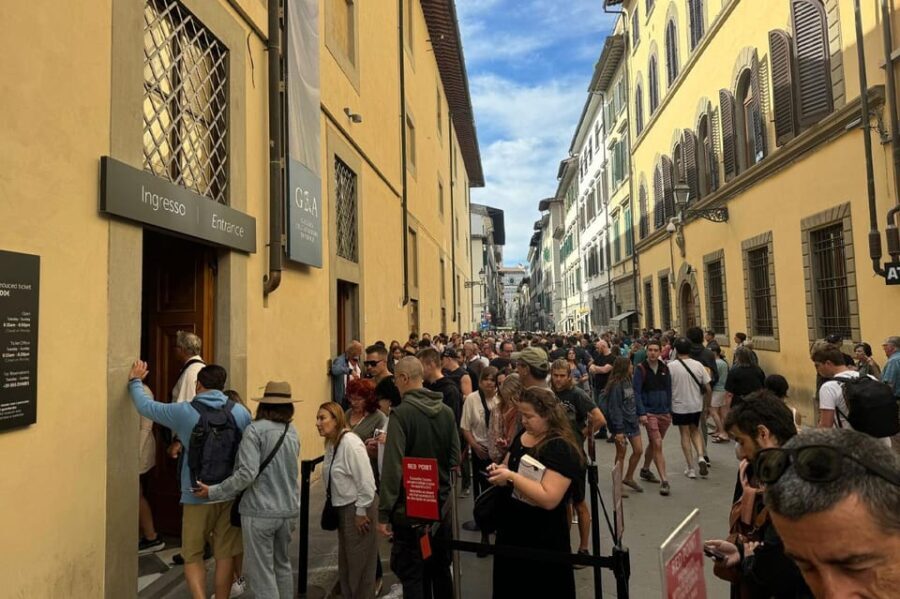 Accademia Gallery Priority Entry Ticket with e-Book - Inside the Gallery: What Youll See