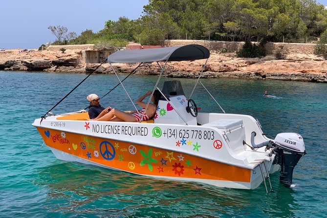 Adventurecat Half day tour - Boat Rental - No license required. - Key Points