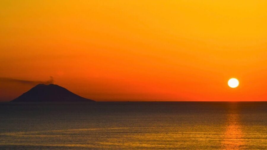 Aeolian Islands mini cruise with Stromboli by night - The Itinerary in Detail