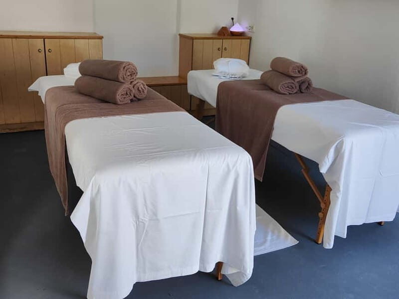 Akrotiri: Aromatherapy Couples Massage - What to Expect During Your Spa Session