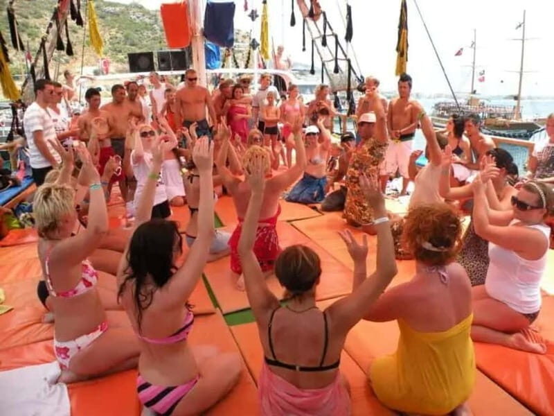 Alanya Boat Tour  Swimming Break,Soft Drinks&Lunch Included - Who Will Love This Tour?