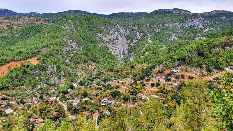 Alanya: Dim Cave and Dimçay River Jeep Safari Tour - The Off-Road Adventure: Jeep Safari in the Mountains