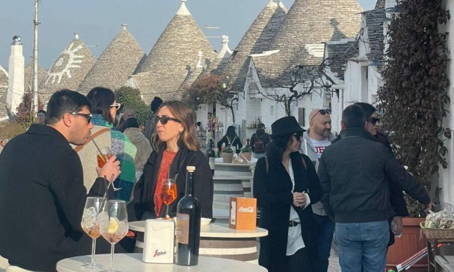 Alberobello: Walking Tour with Food Tasting and Aperitif - An In-Depth Look at the Tour Experience