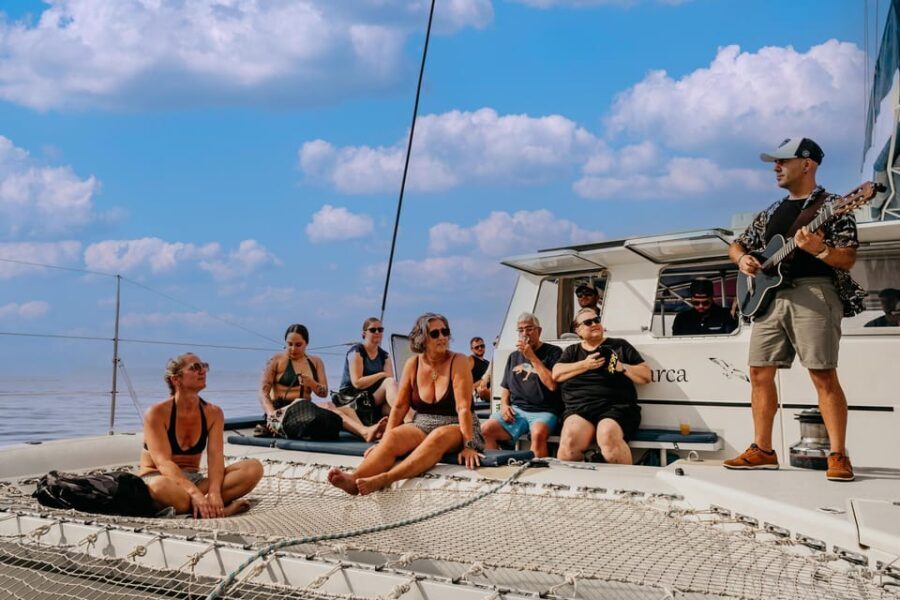 Alicante: Afternoon Cruise with Appetizer and Live Music - Who Is This Tour Best For?