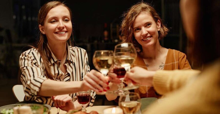 Alicante: Food Walking Tour with Wine Tasting and Tapas - The Value of the Tour: Is It Worth It?