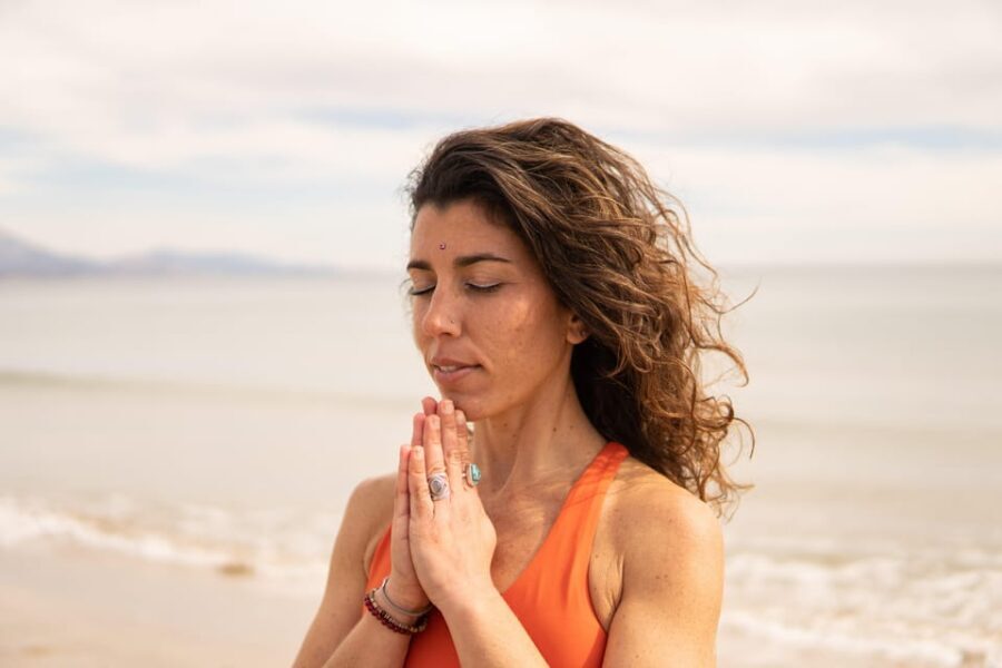 ALICANTE: Sunrise Yoga class on the beach & breakfast - The Yoga Practice: Gentle, Adaptable, and Inclusive