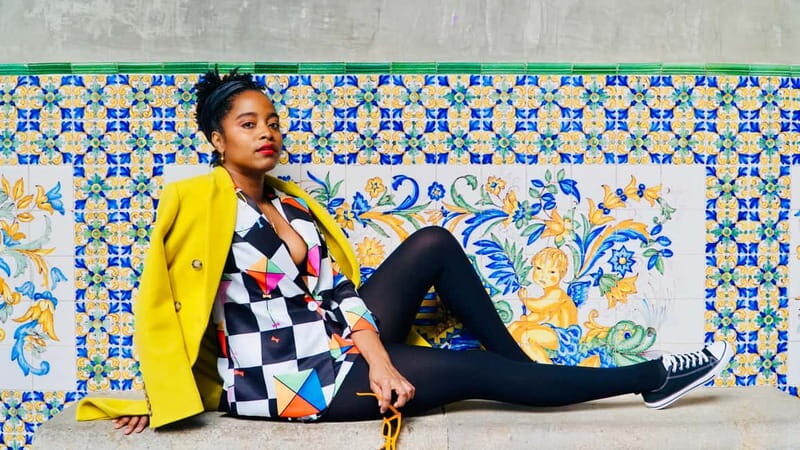 All in One! Tour+Guide+Photos in the Old Heart of Barcelona - The Experience in Detail: What to Expect