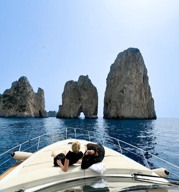 Amalfi coast and Capri: exclusive yacht cruise - How Reviews Shape Expectations