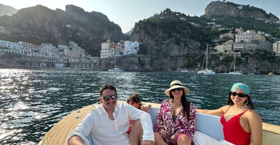 Amalfi Coast Tour: secret caves and stunning beaches - Visiting the Hidden Caves and Beaches