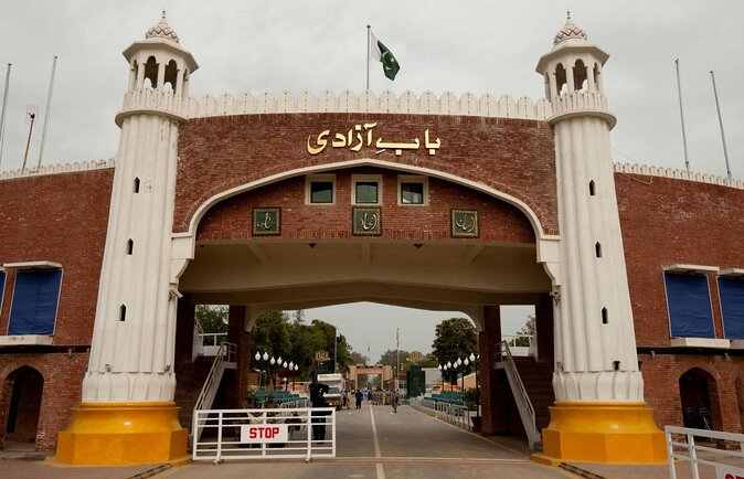 Amritsar Freedom Full-Day Private Tour with Pick Up - Key Points