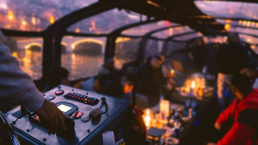 Amsterdam: Canal Booze Cruise with Unlimited Drinks Option - FAQ