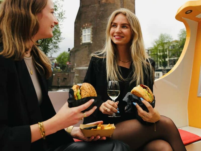 Amsterdam canal cruise with culinary burger or cheese & wine - Exploring the Tour: A Deep Dive into the Experience