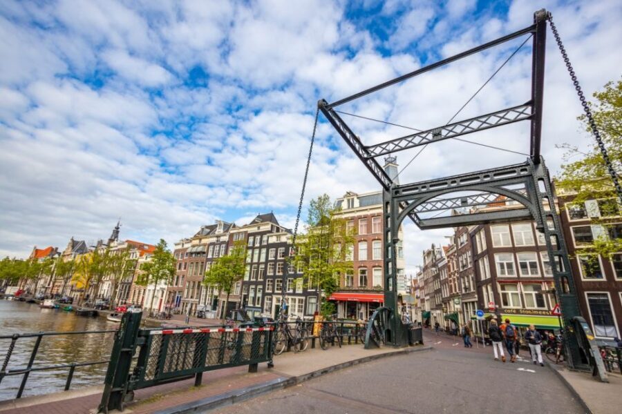 Amsterdam: Capture the most Photogenic Spots with a Local - Practical Details and Value