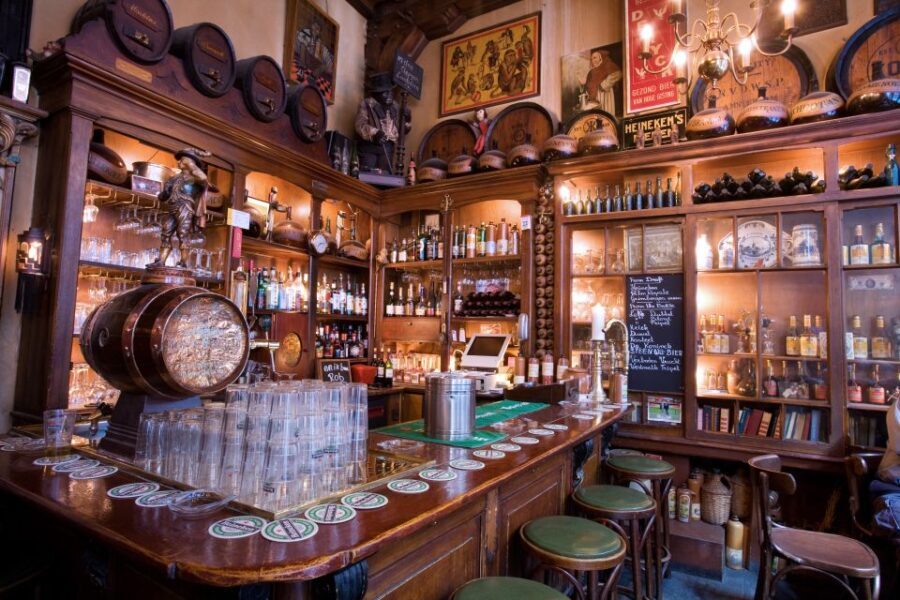 Amsterdam: Exclusive Red Light District Tour and Drink - The Itinerary Breakdown
