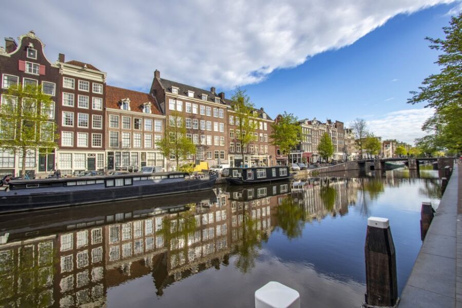 Amsterdam: Express Walk with a Local in 90 minutes - Practical Value of the Tour