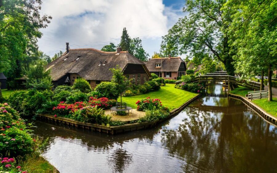 Amsterdam: Giethoorn Day Trip, Boat Tour, and Walking Tour - The Practical Side: Value, Cost, and Comfort