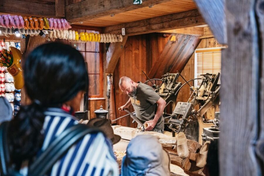 Amsterdam: Giethoorn, Volendam, and Zaanse Schans Tour - The Experience: What It Feels Like