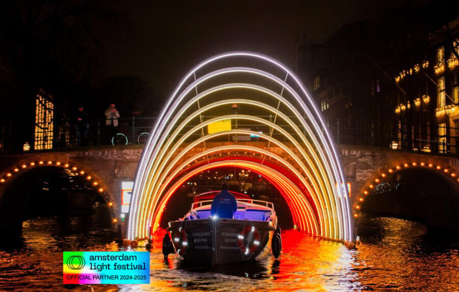 Amsterdam: Light Festival Boat Tour with Warm Drinks - The Itinerary and What Makes It Special
