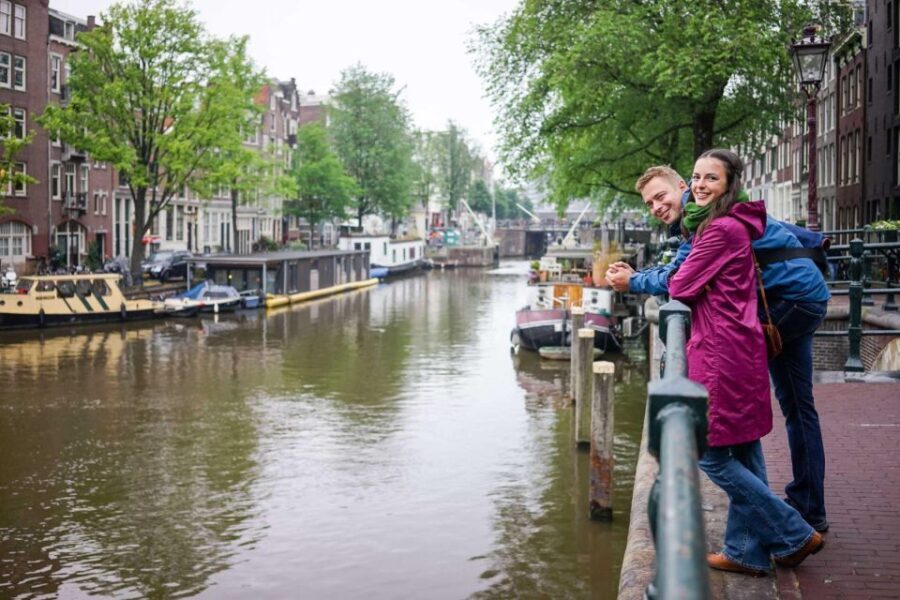 Amsterdam Old Town Highlights Private Tour & Cruise Tickets - The Value of a Private Guide and Ticketing