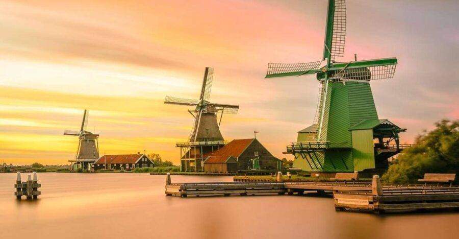 Amsterdam: Private Zaanse Schans Windmills and Volendam Trip - Transportation and Comfort