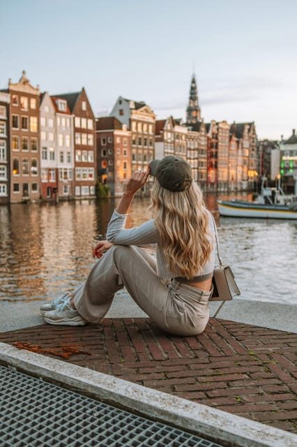 Amsterdam: Professional Photoshoot at the Canals - Who Will Love This Experience?