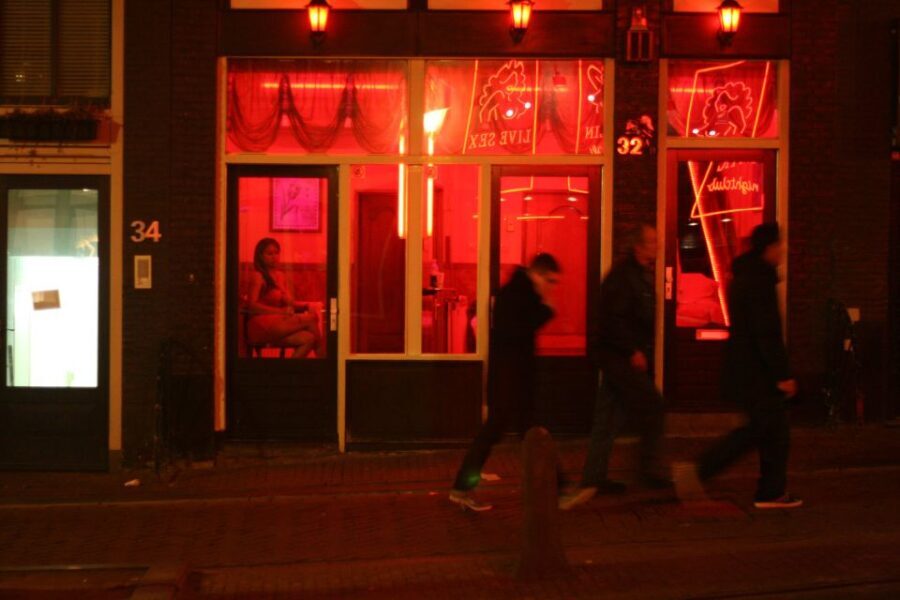 Amsterdam Red Light District tour with a local guide - The Authenticity and Educational Value
