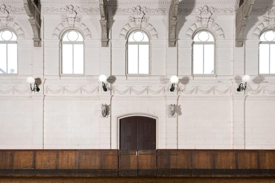 Amsterdam: The 'Hollandsche Manege' Stables Entry Ticket - A Museum Journey Through Horsemanship