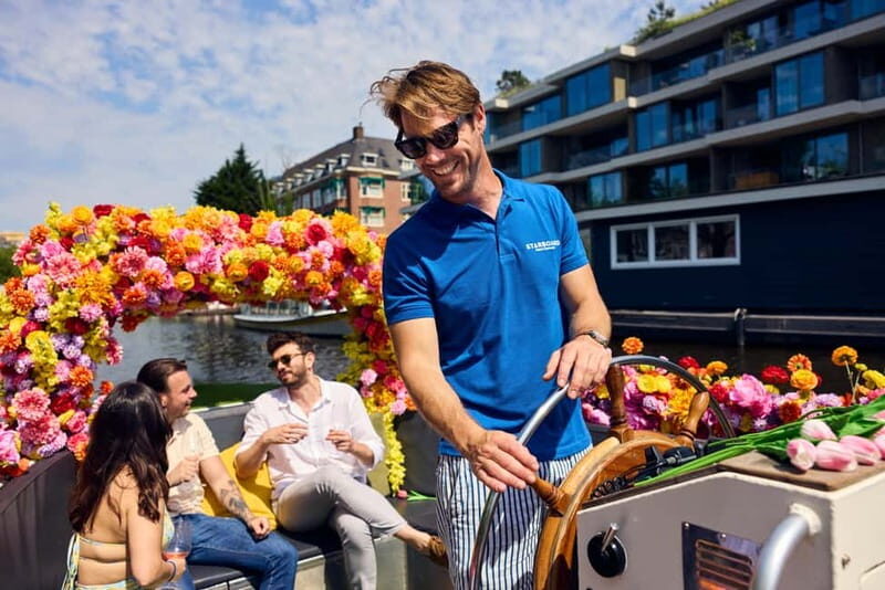Amsterdam: The Original Flower Boat with Local Guide and Bar - The value of this experience