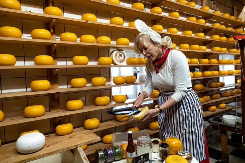Amsterdam: Traditional Cheese Market Tour - Authenticity and Traveler Feedback