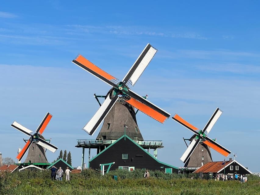 Amsterdam: Zaanse Schans and Giethoorn Guided Combo Tour - What to Expect on the Tour