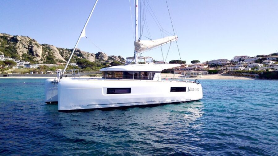 Archipelago di La Maddalena: Catamaran Tour Full day-Lunch - Who Should Consider This Tour?
