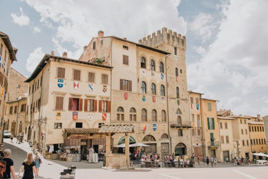 Arezzo: Guided Walking Tour with Basilica of San Francesco - The Itinerary in Detail