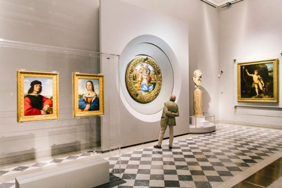 Art & History at Uffizi: Medici Influence & Terrace Views - What to Expect During the Tour