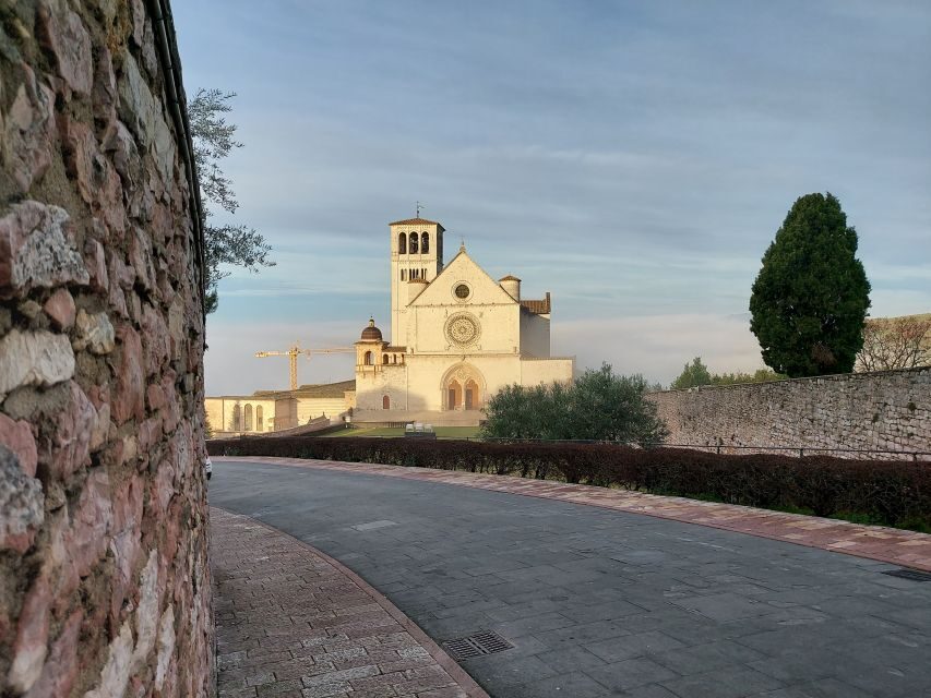 Assisi: Private Guided Tour of the Basilica of Saint Francis - What to Expect at Each Stop