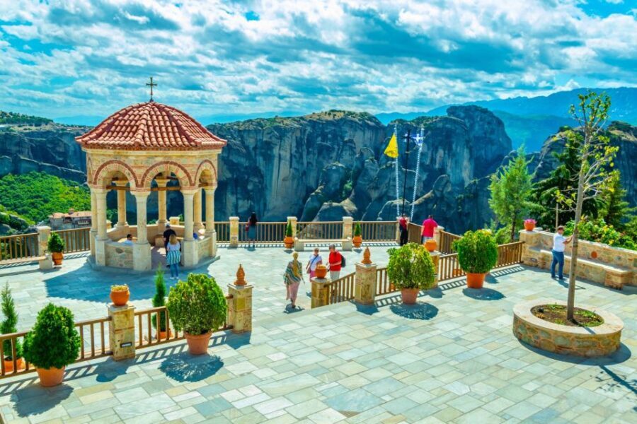 Athens: Meteora 2-Day Trip with Hotel, Sunset & Morning tour - The Sunset Tour: Magic at Dusk