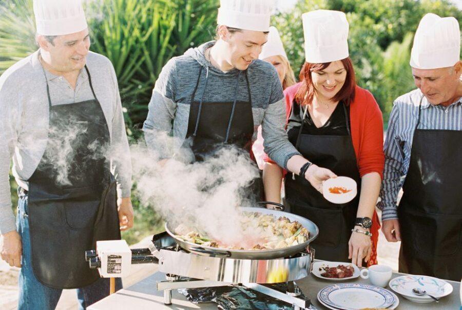 Authentic Valencian Paella Cooking Class - What You Can Expect