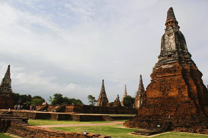 Ayutthaya Sunset Boat Ride & Famous Attraction From Bangkok - Experience the Magic of Ayutthaya at Sunset: A Practical, Authentic Tour Review
