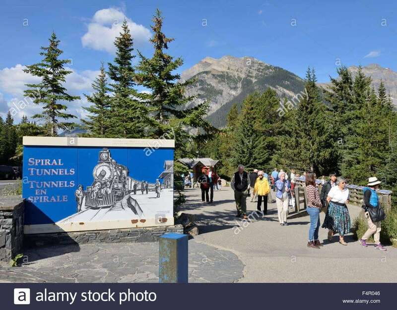 Banff/Calgary: Lake Louise, Moraine Lake and Emerald Lake - Exploring the Majestic Canadian Rockies: A Detailed Review of the Lake Louise, Moraine Lake, and Emerald Lake Tour
