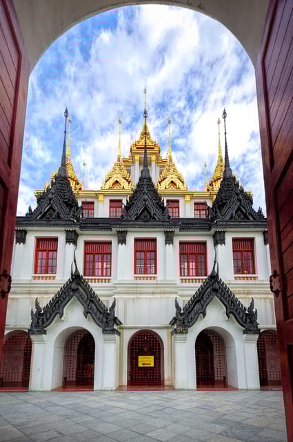 Bangkok: Golden Mount, Metal Castle, and Giant Swing Tour - A Closer Look at the Tour Experience