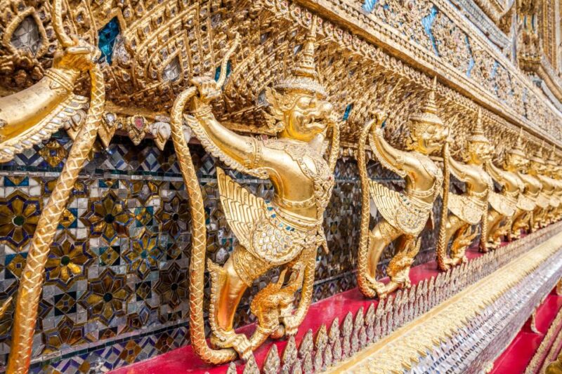 Bangkok: Grand Palace, Wat Pho, and Wat Arun Private Tour - Key Points