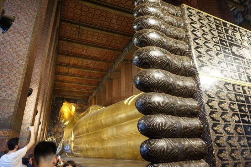 Bangkok: Wat Pho and Wat Arun Guided Walking Tour (2 Hours) - Key Points