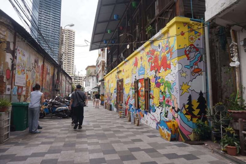 Bangkoks Local Hidden Sightseeing Walking Tour + Food Tour - A Practical Look at the Experience
