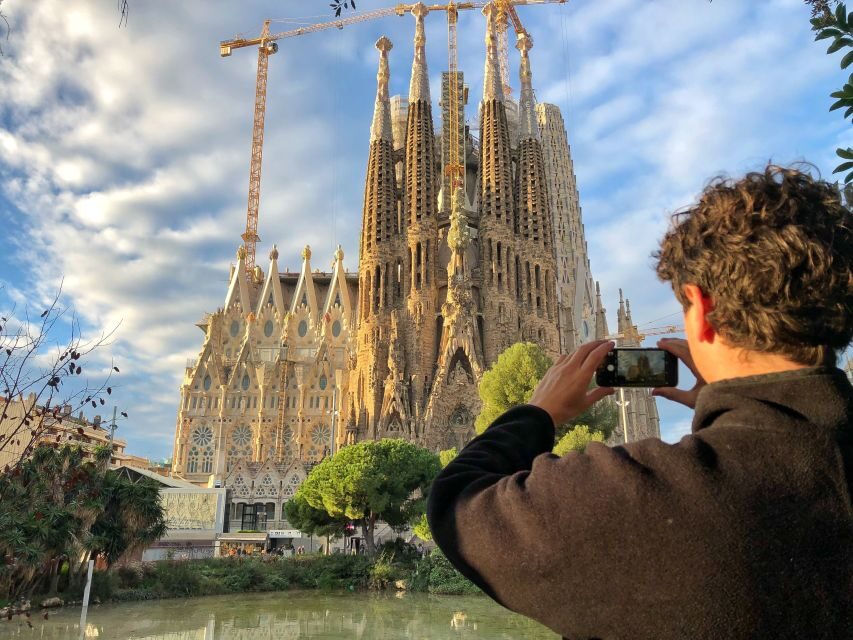 Barcelona: 3-Hour Bike Tour with a Local Guide - How the Tour Works: Details and Highlights