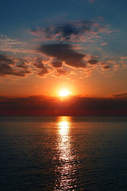 Barcelona Badalona : Sailboat Tour, Snacks, Drinks, Swimming - What the Tour Offers
