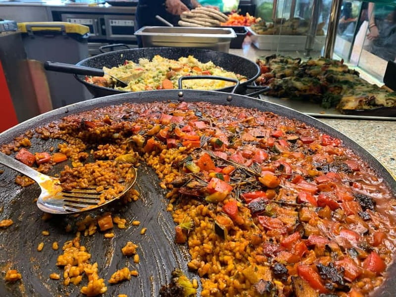 Barcelona: Delicious Food Tour and City Center Sightseeing - Key Points
